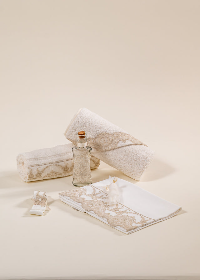Set Botez Danielle 2 Piese Rochie si Trusou Personalizat AnneBebe